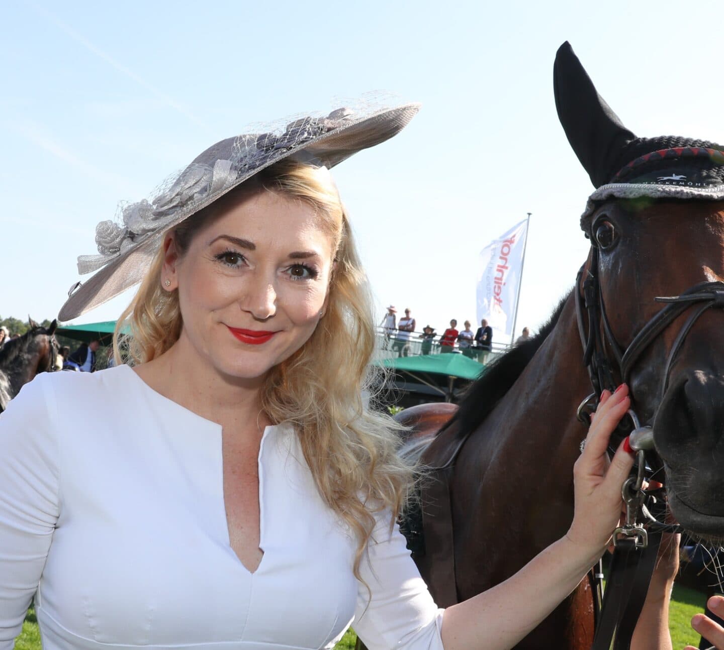 Glanz und Glamour: Der Audi Ascot-Renntag auf der Neuen Bult – CITYGLOW